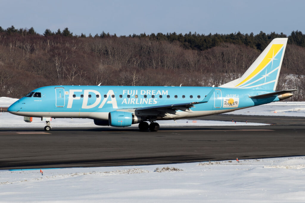 Embraer E170 vs. E175: A Side-by-Side Comparison - KN Aviation