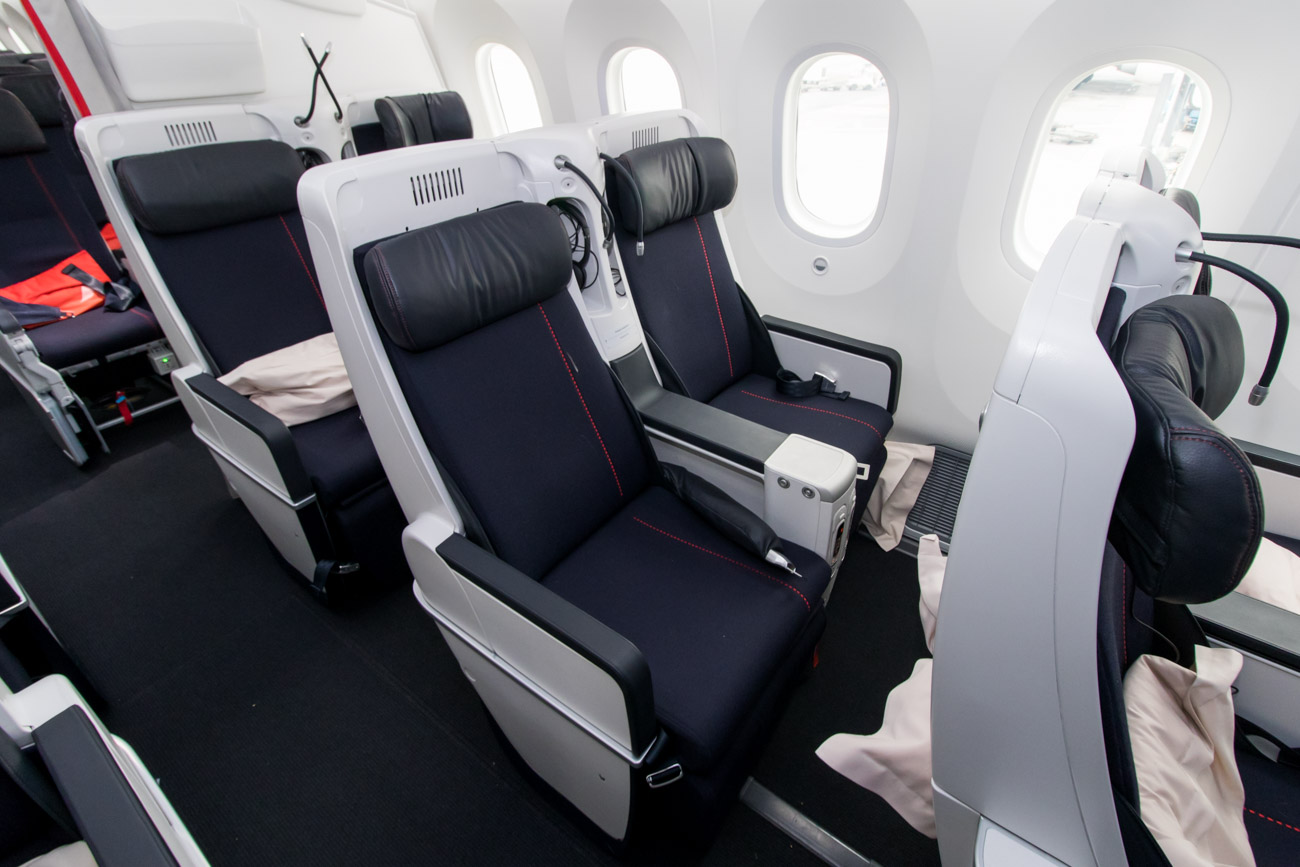 Business Class Vs First Class How Different Are They KN Aviation