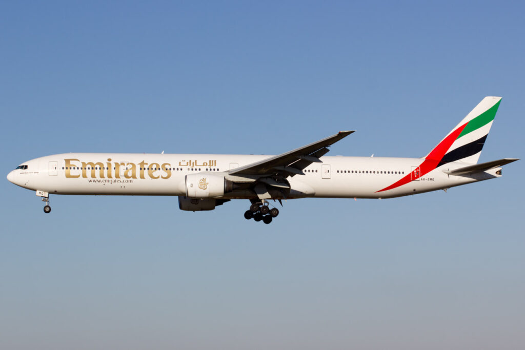 Boeing 747 vs. 777: How Do They Compare? - KN Aviation