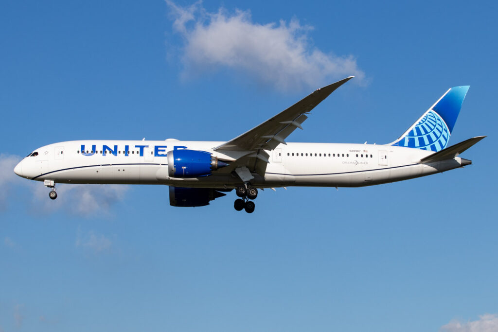 Boeing 767 vs. 787: How Do They Compare? - KN Aviation